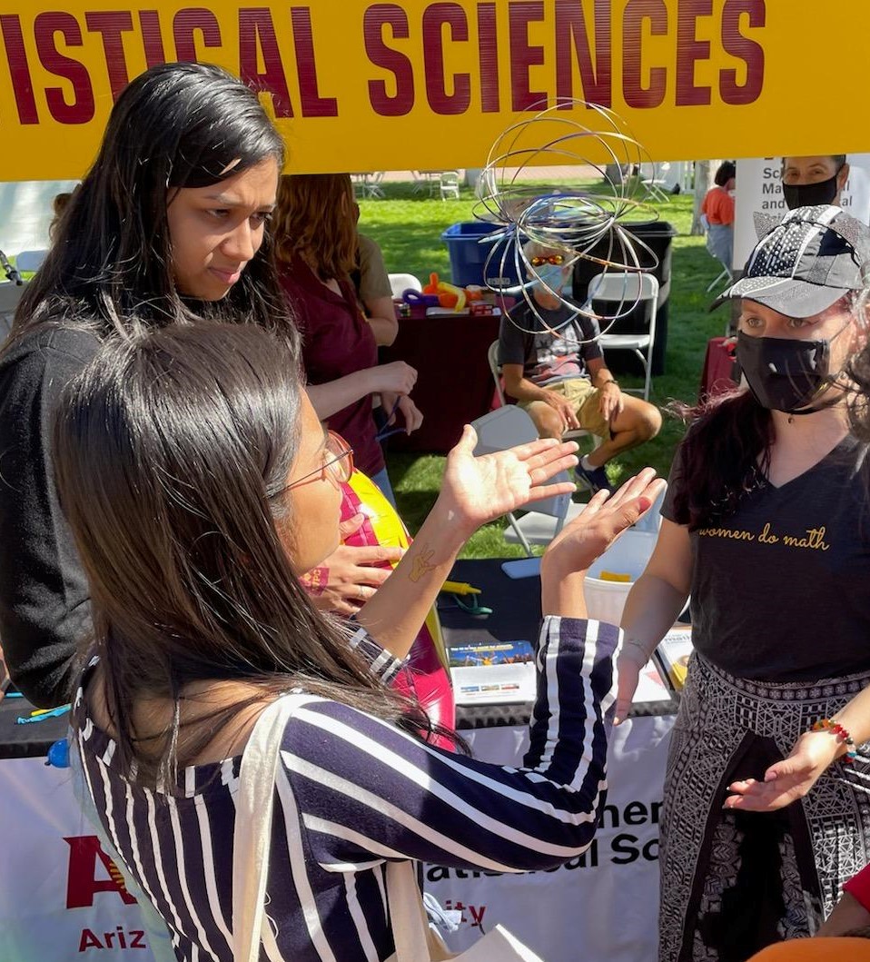 Volunteering at ASU, promoting STEM | ASU Search